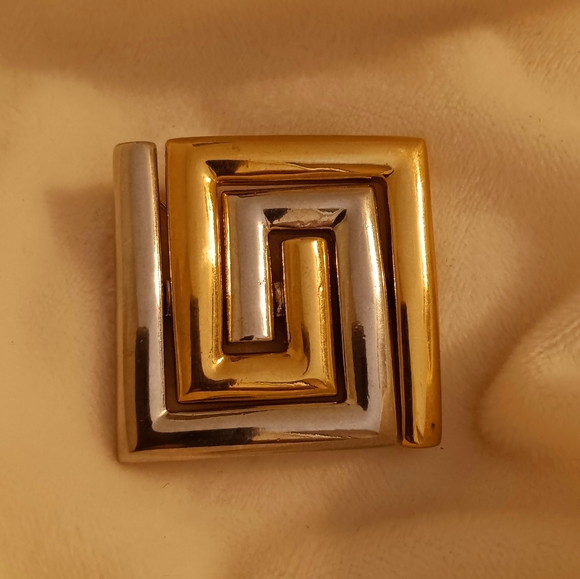LR | Jewelry | Vintage Modernist Style Brooch | Poshmark